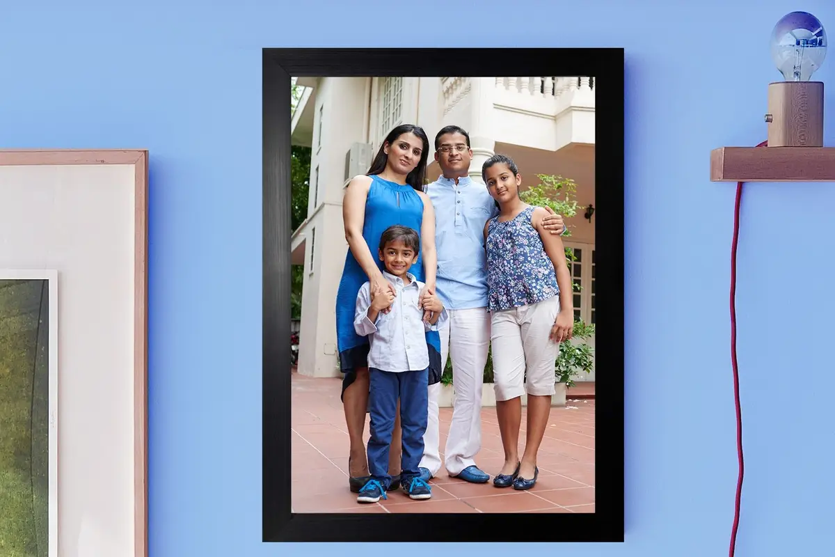 Black Photo Frames | Get Customizable Frames - Printo.in