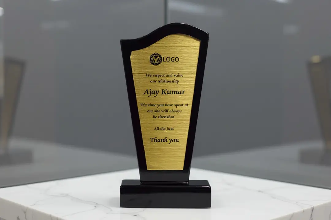 Custom Trophy Printing Online | Rewards & Recognition - Printo